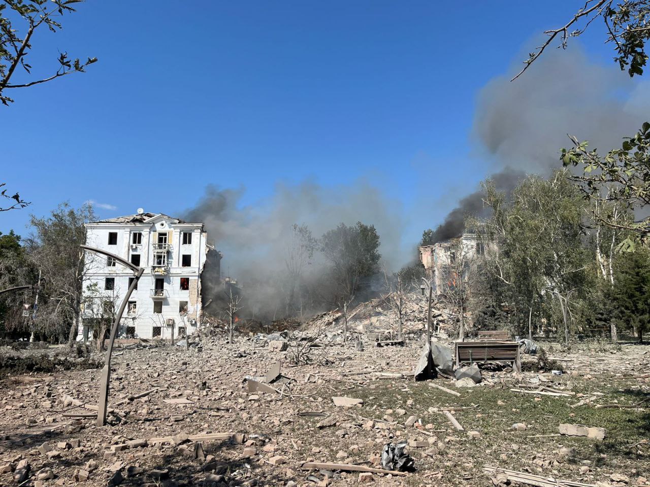 Щонайменше 1 людина загинула і 11 поранені в Краматорську Донецька Обласна Державна адміністрація